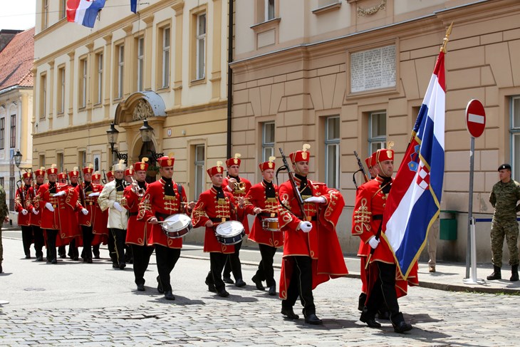 Na Markovom trgu održana ceremonija ''Velike smjene straže'' i vojno ...