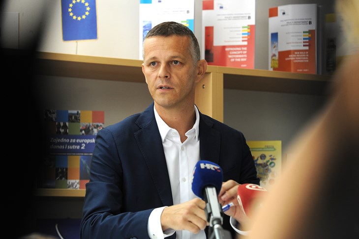 Flego zadužen za provedbu programa VRIJEDNOG DEVET MILIJARDI EURA ...