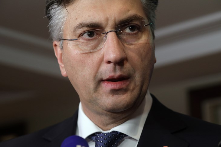 Plenković: Nisam znao za okolnosti slučaja ministra Kujundžića - Glas Istre Plenković: Nisam znao za okolnosti slučaja ministra Kujundžića - Glas Istre