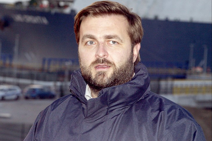 Brod "LNG Croatia" u Omišlju, LNG terminal počinje sprobnim radom ...