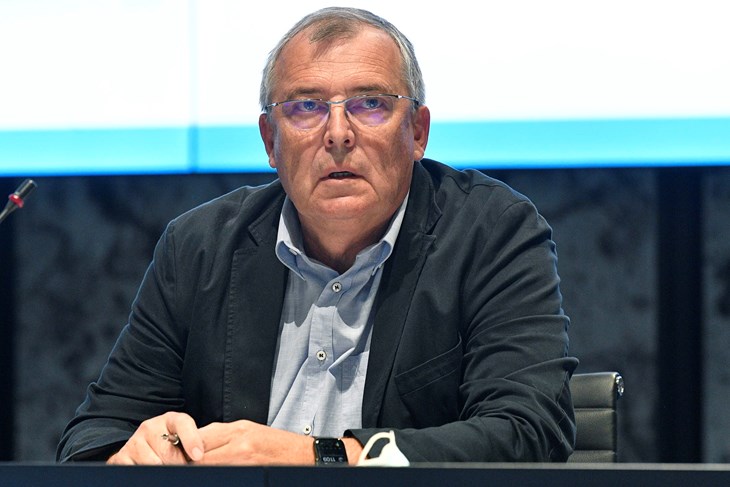 POČEO ŠESTI VAL PANDEMIJE? Capak: POČEO ŠESTI VAL PANDEMIJE? Capak: