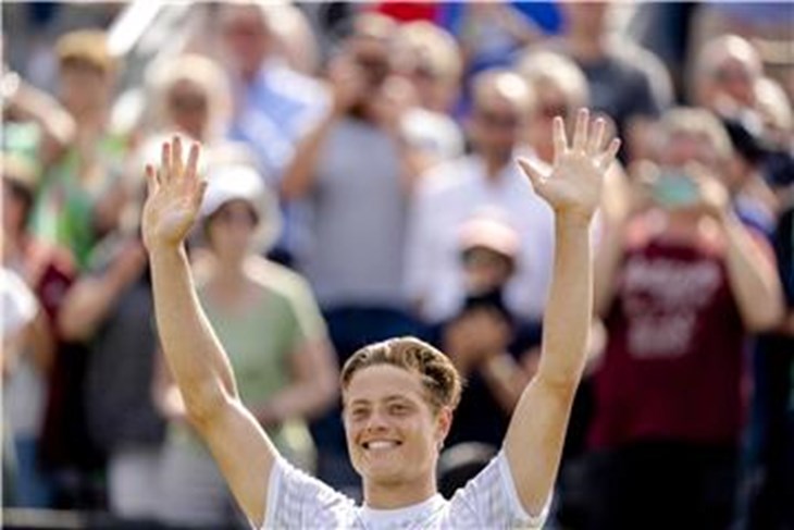 ATP 's-Hertogenbosch: Medvjedev protiv domaće senzacije u finalu - Glas ...