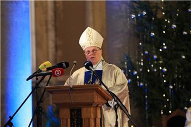 Nadbiskup Hranić pozvao vjernike da bez straha pričaju Bogu o ... Nadbiskup Hranić pozvao vjernike da bez straha pričaju Bogu o ...