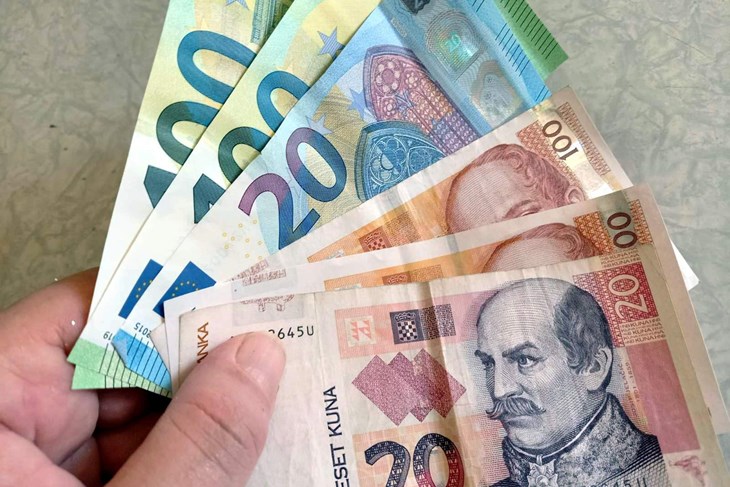Od danas samo euri: Nova pravila oko nove valute, neke stvari se ...