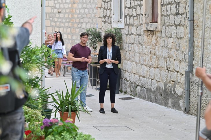 Mladi glumac iz Fažane zapalio mreže fotkom, Nives Celzijus poručila ...