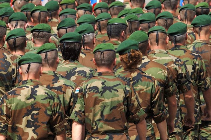 Glavni stožer Vojske Srbije predložio uvođenje obaveznog vojnog roka ...
