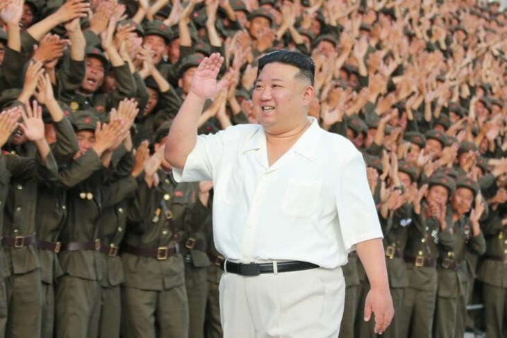 Sj. Koreja lansirala projektile prema Japanskom moru i balone sa ...