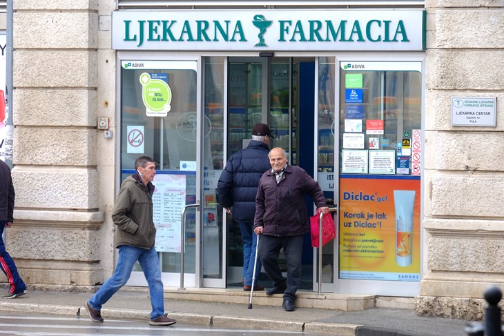 Ljekarne u javnom sektoru ugrožene: Dok privatne apoteke lijekove mogu ...