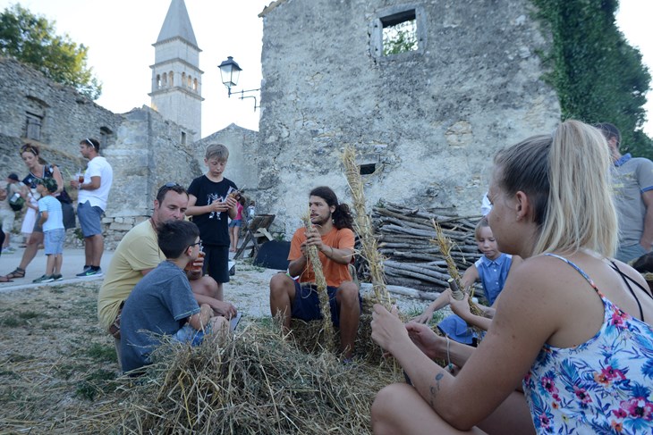 FESTIVAL KOJI POVEZUJE KULTURU, STANOVNIŠTVO I TURISTE Na LegendFestu ...